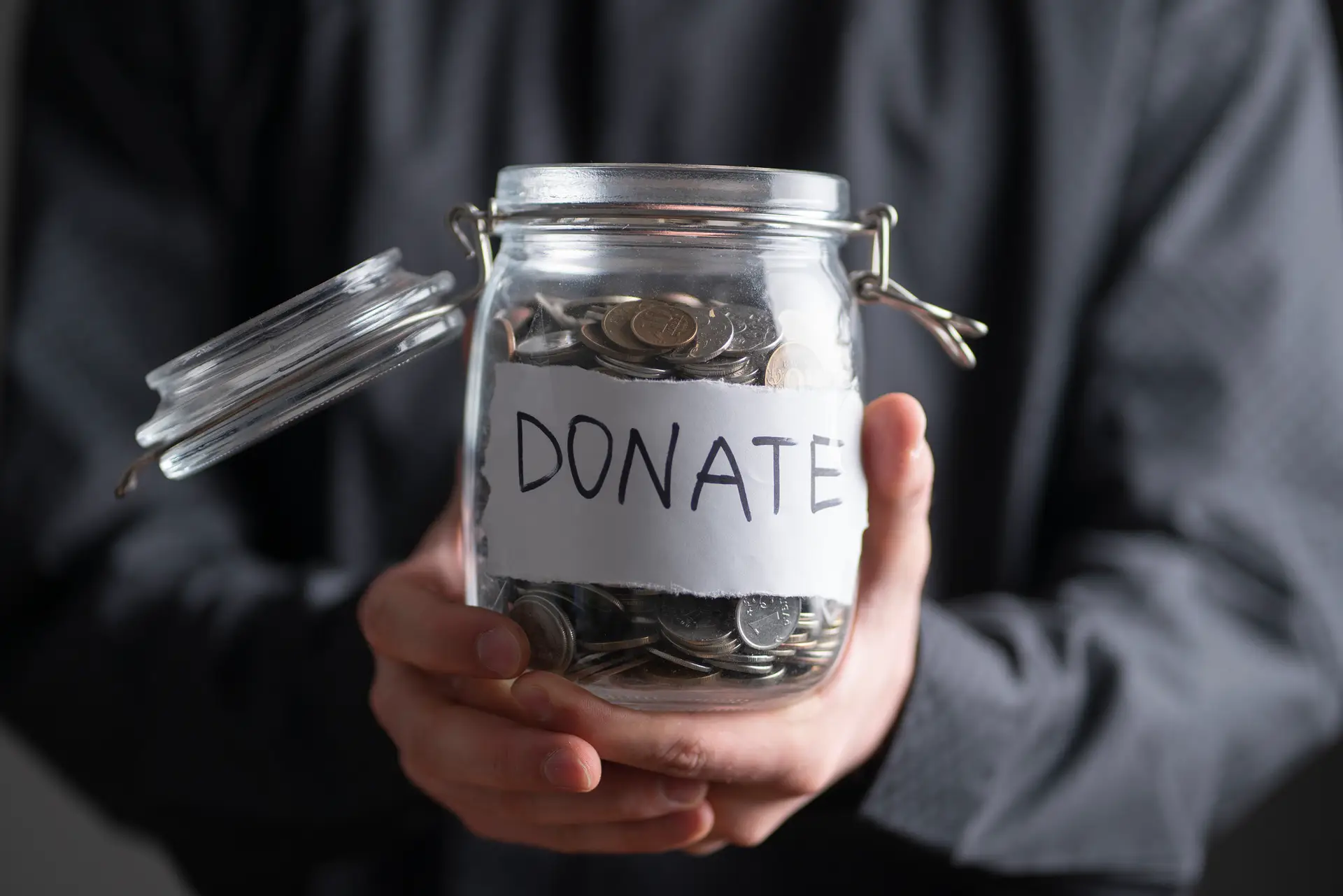 Strategic Charitable Giving with DAFs Before 2026 Tax Changes